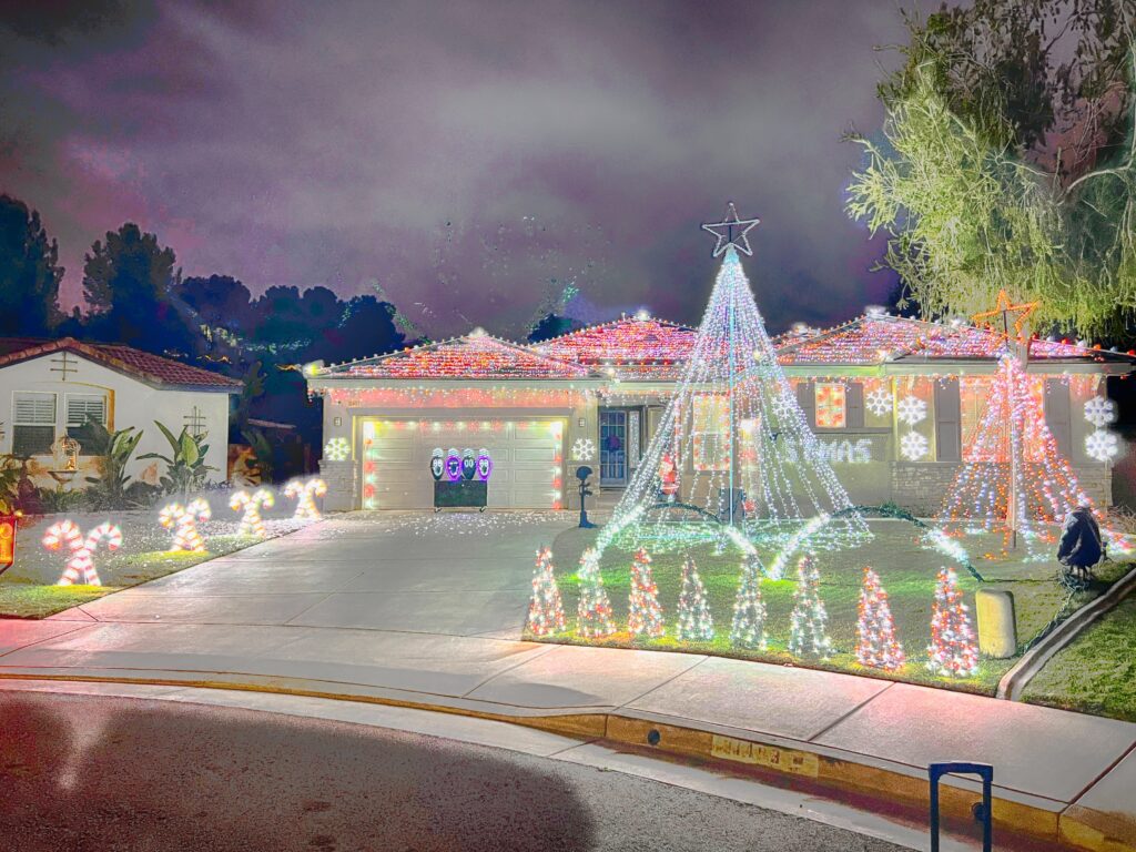 Coleman Family Lights - Menifee Christmas Lights