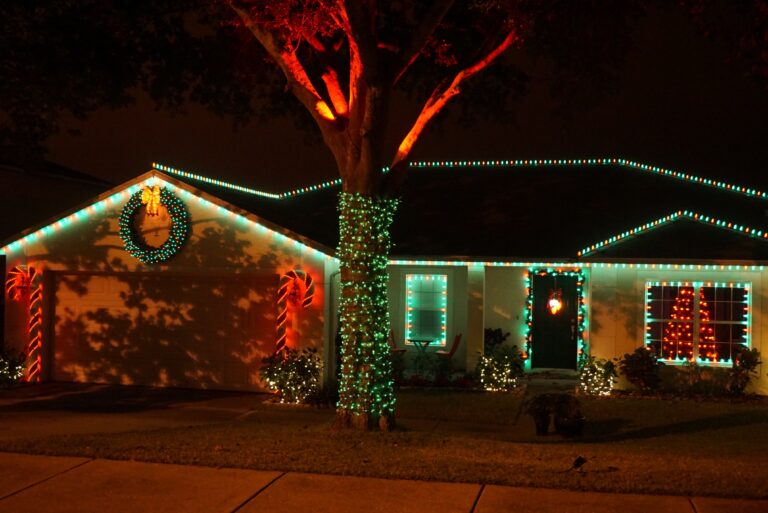 Jaw-Dropping Christmas Lights in Gainesville Florida in 2026