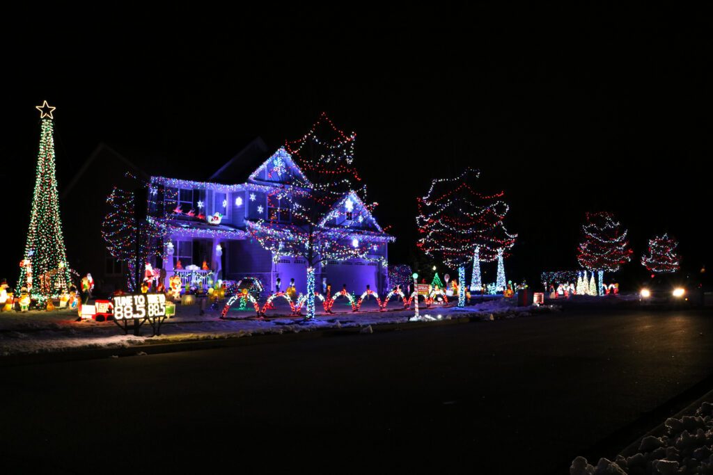 Best Christmas Lights in Naperville IL in 2026