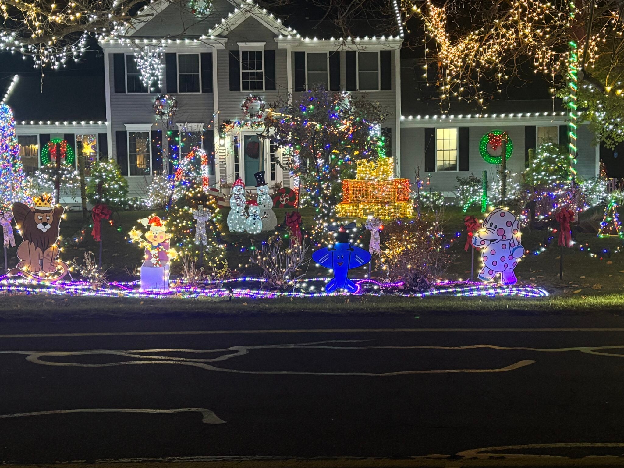 2025 Official Map of Massachusetts Christmas Lights