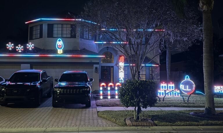 Jaw-Dropping Christmas Lights in Spring Hill, Florida in 2026
